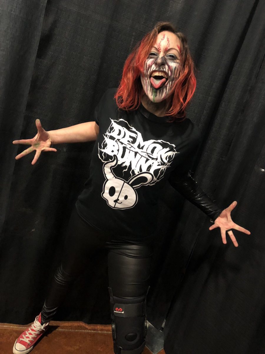 Split Personality – T-Shirt | DemonXBunny